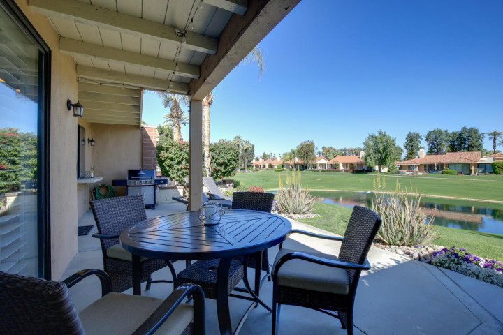 Palm Desert Escape W/ Patio, Grill & Fire Pit - Palm Desert, CA