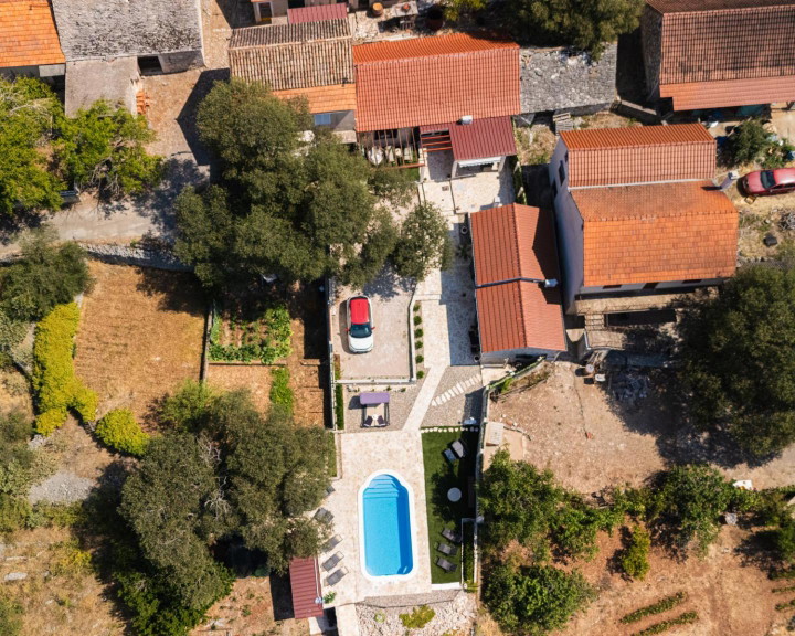 Kameni Dvori - Šibenik