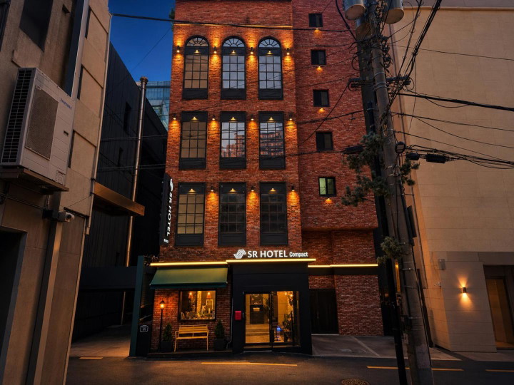 Sr Compact Hotel Sinchon - Seoel