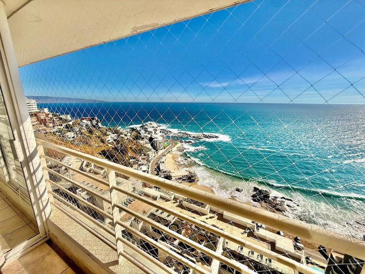 Vista Al Mar En Cochoa Con Piscina Temperada - Valparaíso