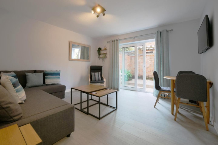 Crewe Short Lets 1 Victoria Court, Crewe - Nantwich