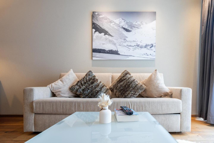 Andermatt Dorf, Gratis Parken, Stilvoll, Bergemomente - Andermatt