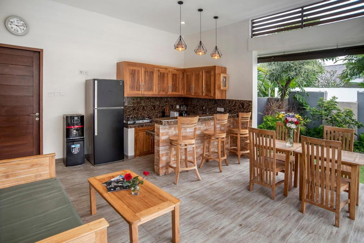 Tropical Retreat - Shared Pool - Mins To Beach - Room 6 - Canggu