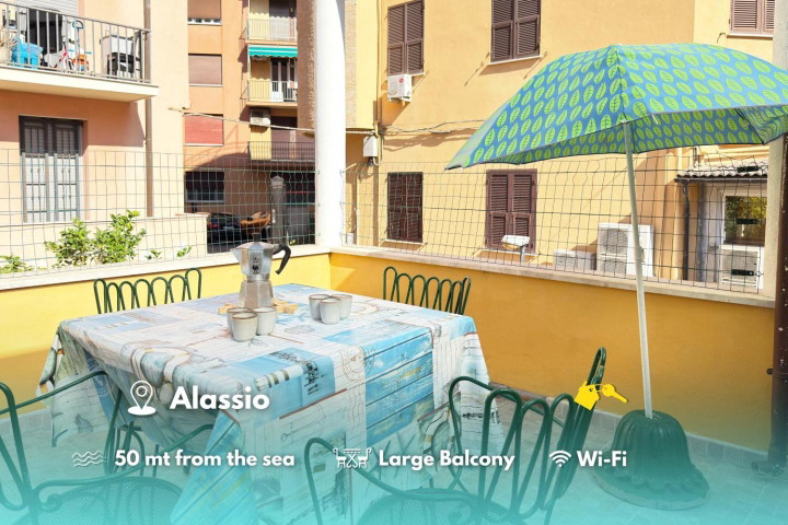 50 Mt Dal Mare - Relax Con Box E Ampio Terrazzo - Andora
