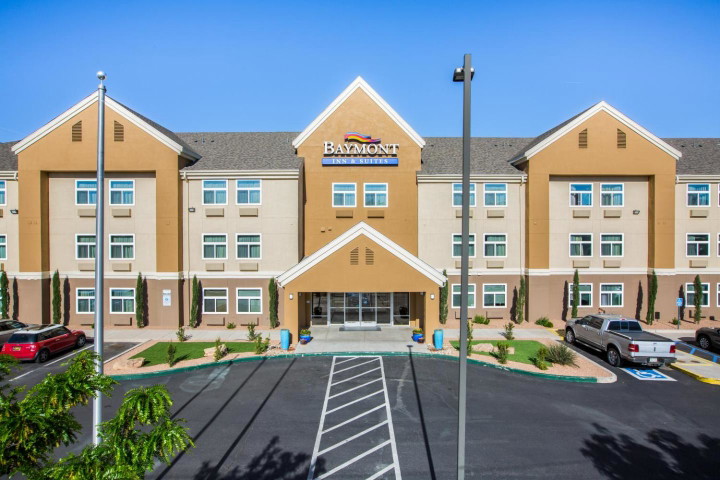 Baymont By Wyndham Albuquerque Airport - Albuquerque, NM