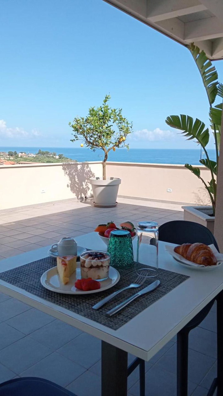 Middle Town Palace - Tropea