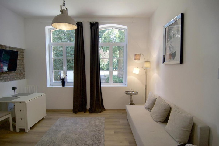 Lintorf Living - Stylish Old Building Apartment Near Düsseldorf - Ratingen