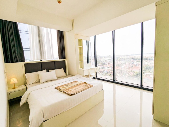 Lovina 12-01 At Pollux Habbie - Batam