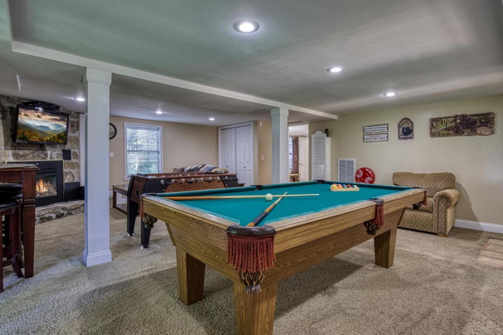Bearadise - Sleeps 11 With A Game Room And Resort Amenities Near Ober Gatlinburg - Gatlinburg, TN