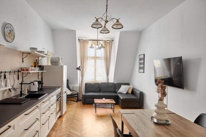 Prague Days - One-bedroom Apartment With View Of Castle From Balcony Near Wenceslas Square - Prague