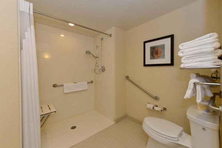 Holiday Inn Express Hotel & Suites Waterloo - St. Jacobs Area By Ihg - Kitchener