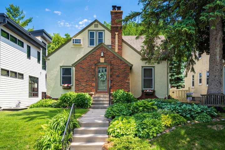 Edina Escape - Minneapolis