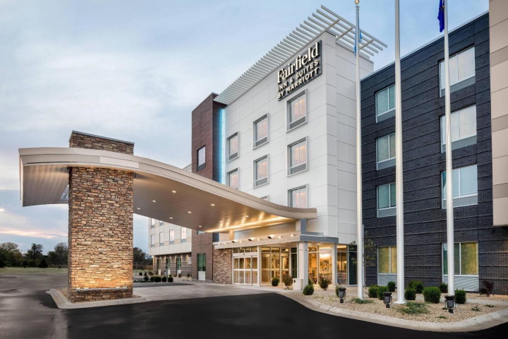 Fairfield Inn & Suites By Marriott Kenosha Pleasant Prairie - Kenosha, WI