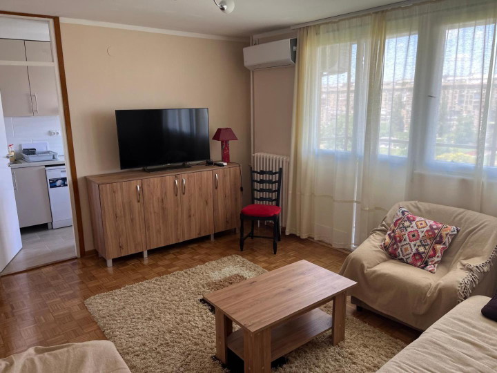 Comfort & Style Panoramic Urban Retreat - Belgrade