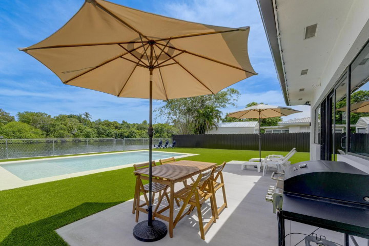Waterfront Hollywood Oasis W/ Private Pool! - Miramar, FL