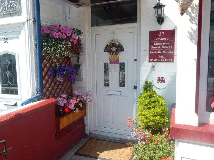 Llanryan Guest House - Lytham St Annes