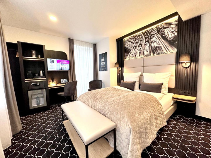 Rhein Hotel St. Martin - Leverkusen