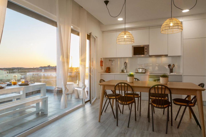 Sunny Penthouse - Portugal