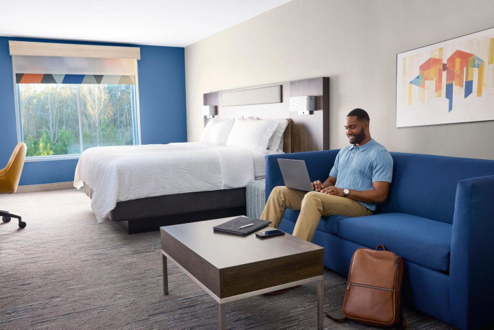 Holiday Inn Express & Suites Tyler South University Area By Ihg - Tyler, TX
