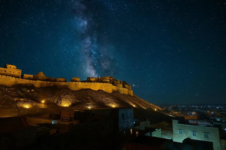 Explore Hostel Life Jaisalmer - Rajasthan