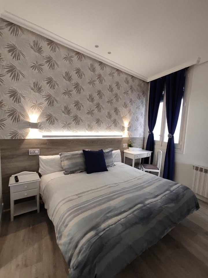Hostal Alfaro - Madrid