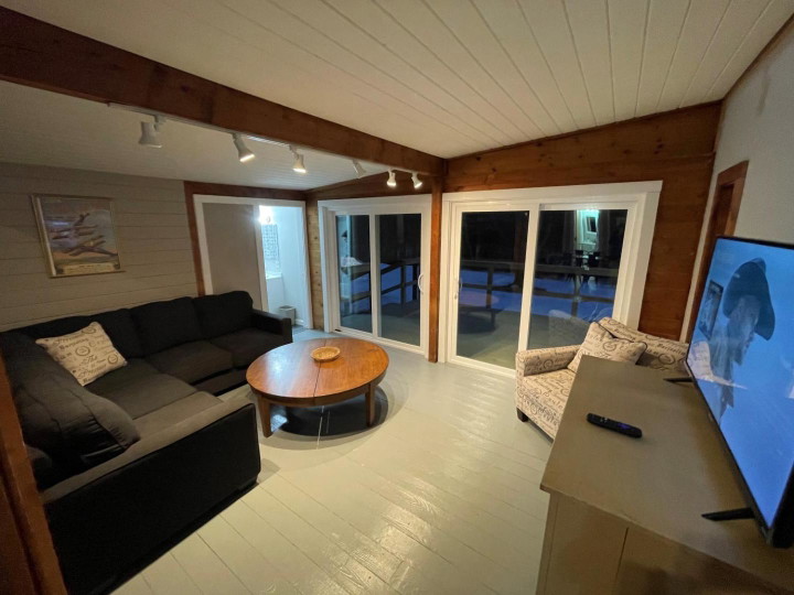 Brookside Hideaway, Brook Road Inn - Sunapee, NH