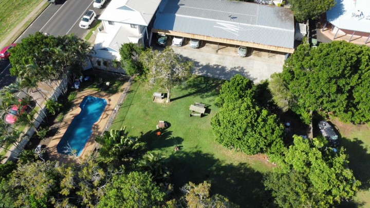 Bargara Beach Motor Inn Budget Accommodation Pet Friendly On Application - バンダバーグ・セントラル