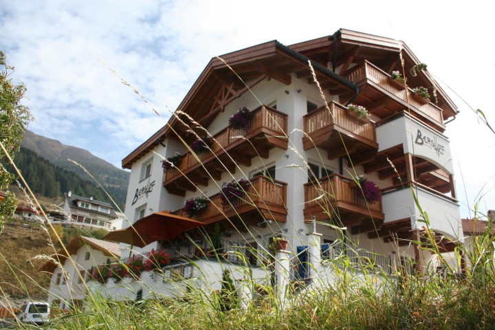 Hotel Berghof - Samnaun
