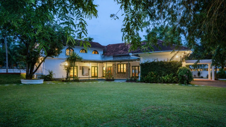 The Sacred Lotus Ayurveda Wellness Retreat - Cochin
