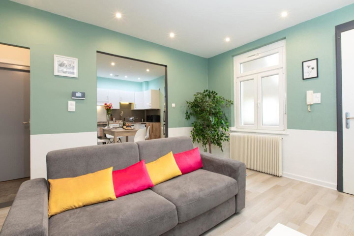 Evasion St Joseph Odysalis - Lit King Size - Parking - Proche Centre - Colmar