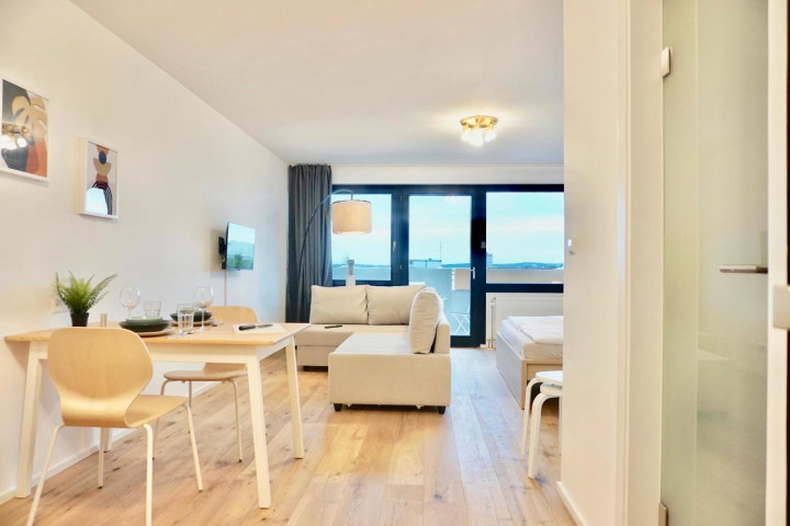 2 Separate Apartments Direkt In Der City Mit Privaten Stellplätzen Max 1,65m Höhe Und 1,8m Breite Für Bis Zu 8 Personen - Karlsruhe