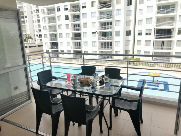Hermoso Apartamento Con Piscina (Alberca). - Flandes