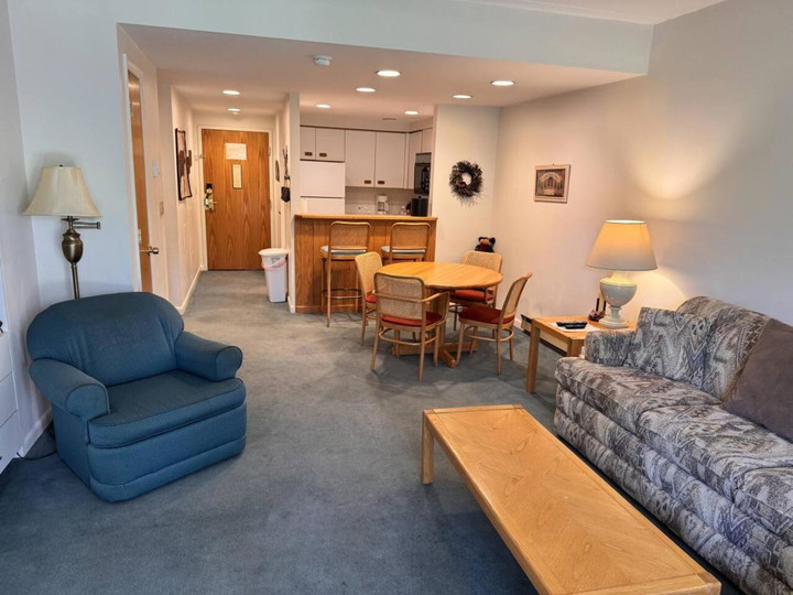 Studio With Full Kitchen, Pool And Hot Tub At Rivergreen - New Hampshire