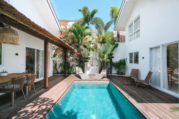 2br Sun&moon Pool Villa, Walk To Cafés, Near Beach - Canggu
