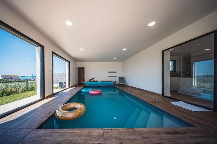 Magnifique Maison Vue Mer Avec Piscine Intérieure - Carantec