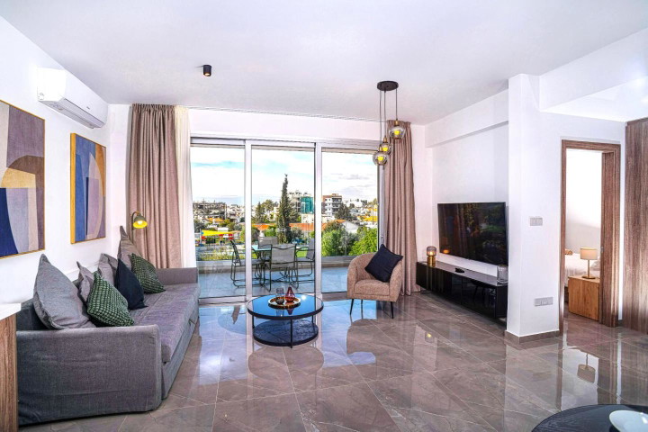 Celeste Suites - Limassol