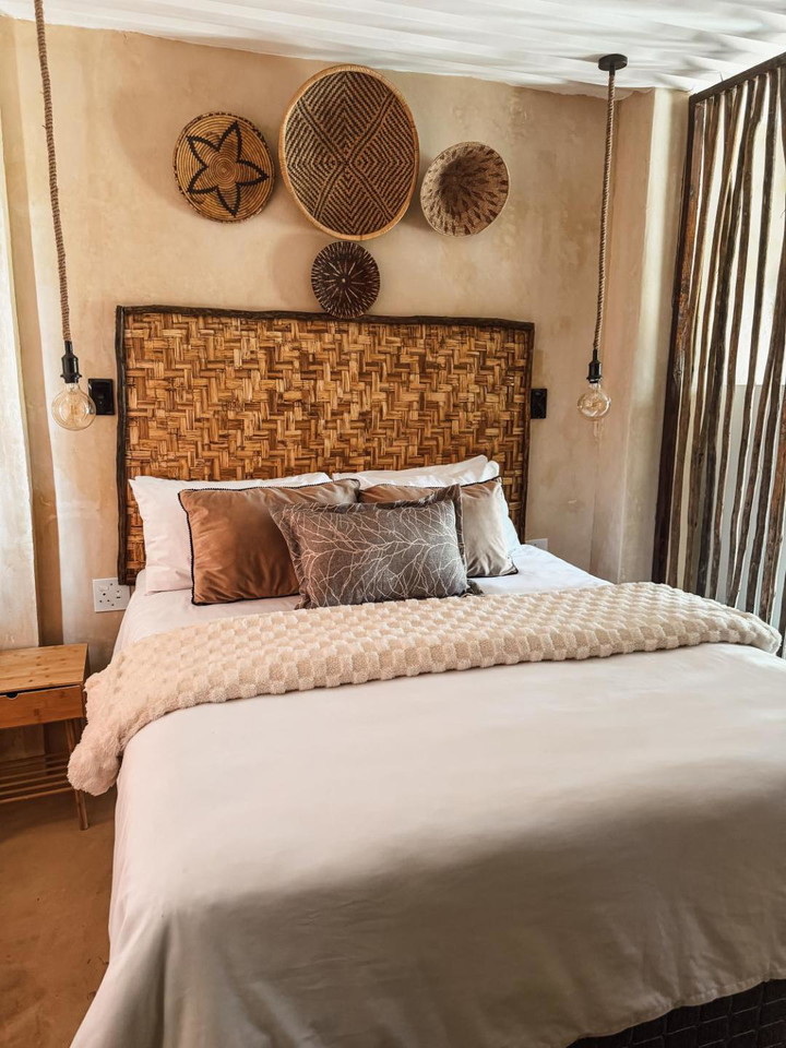 Nahango Luxury Suites- The Acacia - Namibia