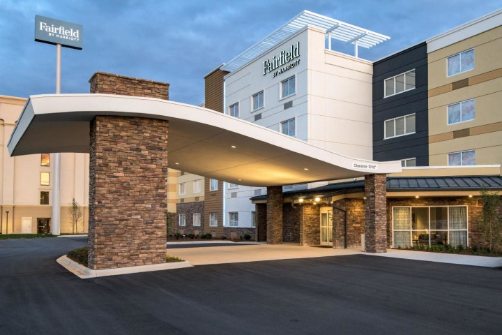 Fairfield Inn & Suites By Marriott Hickory - Hickory, NC
