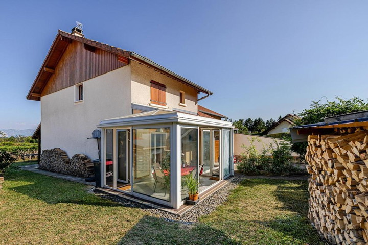 3 Rooms Available In The Jura Villa Thoiry Shared House Near Cern Geneva Airport Palexpo Un Skiing - Ginebra