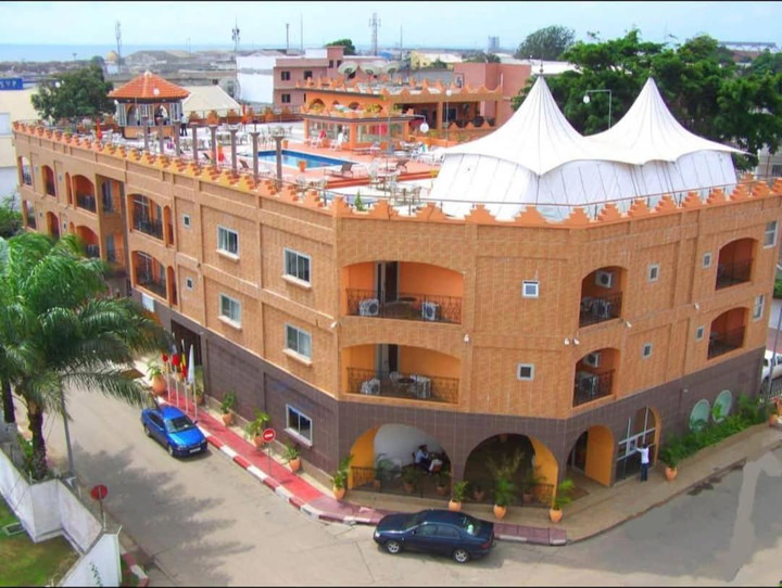 Hotel De Fez - Pointe-Noire