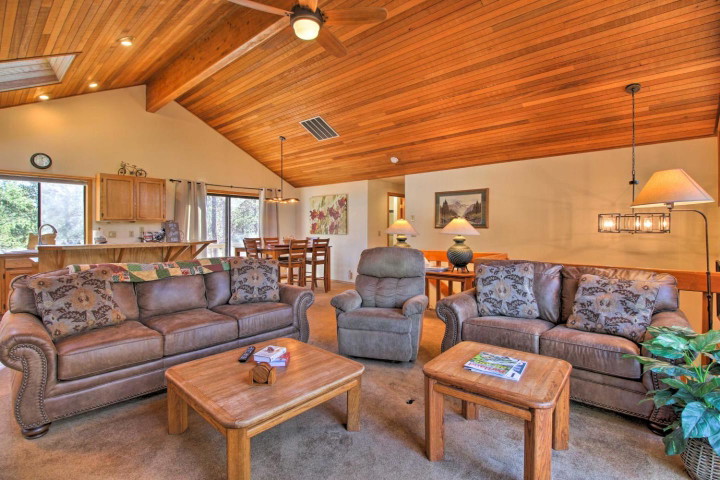 Sunriver Home W/ Hot Tub & 8 Sharc Passes - Sunriver, OR