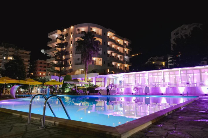 Hotel Mediterrane - Albania