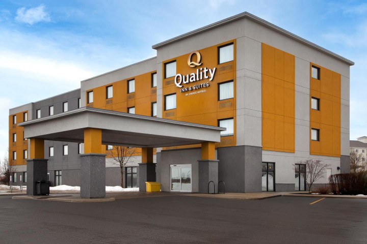 Quality Inn & Suites Kingston - Kingston