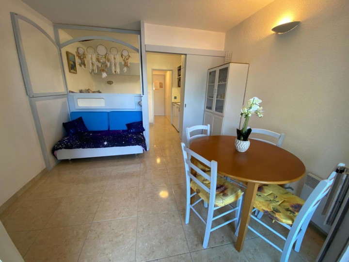 Joli Studio Climatisé Au Port De Hyères - Proche Plages Et Commerces - Linge De Maison Fourni - Île de Porquerolles