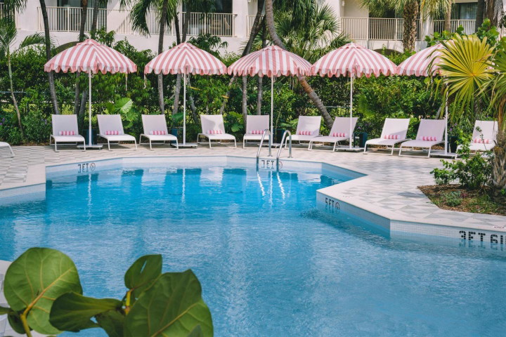 Hampton By Hilton Grand Cayman Seven Mile Beach - Cayman Islands