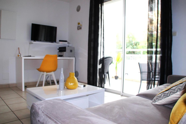 Studio Moderne, Centre-ville, Au Calme, Parking Privé - La Réunion