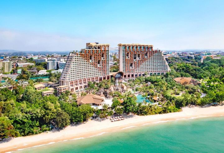 Centara Grand Mirage Beach Resort Pattaya - Jomtien