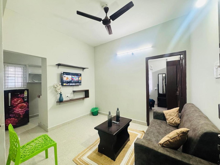 Homely Escape 1bhk Flat Near Amb Mall Kondapur - Hyderabad
