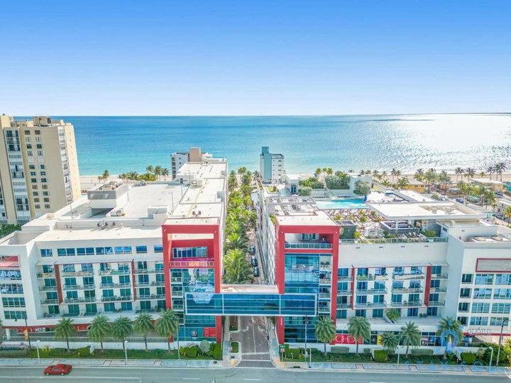 Condo Resort - Best Stay - Balcony - Rooftop Pool - Gym - Miami Gardens, FL
