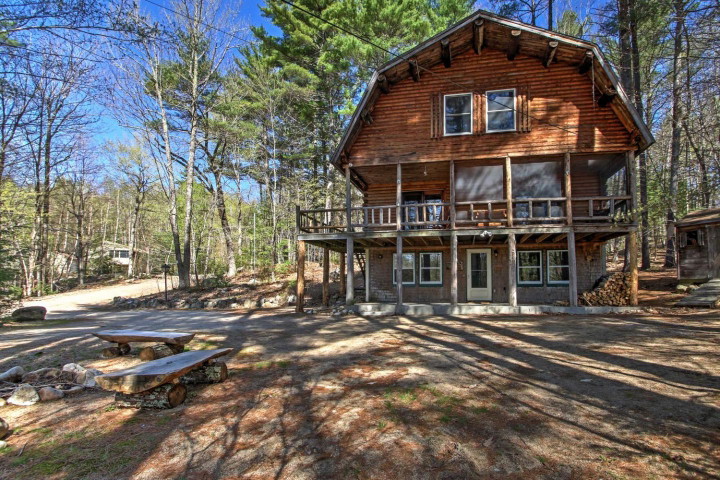 Rustic Madison 'Treehouse' Cabin With Game Room! - New Hampshire (State)
